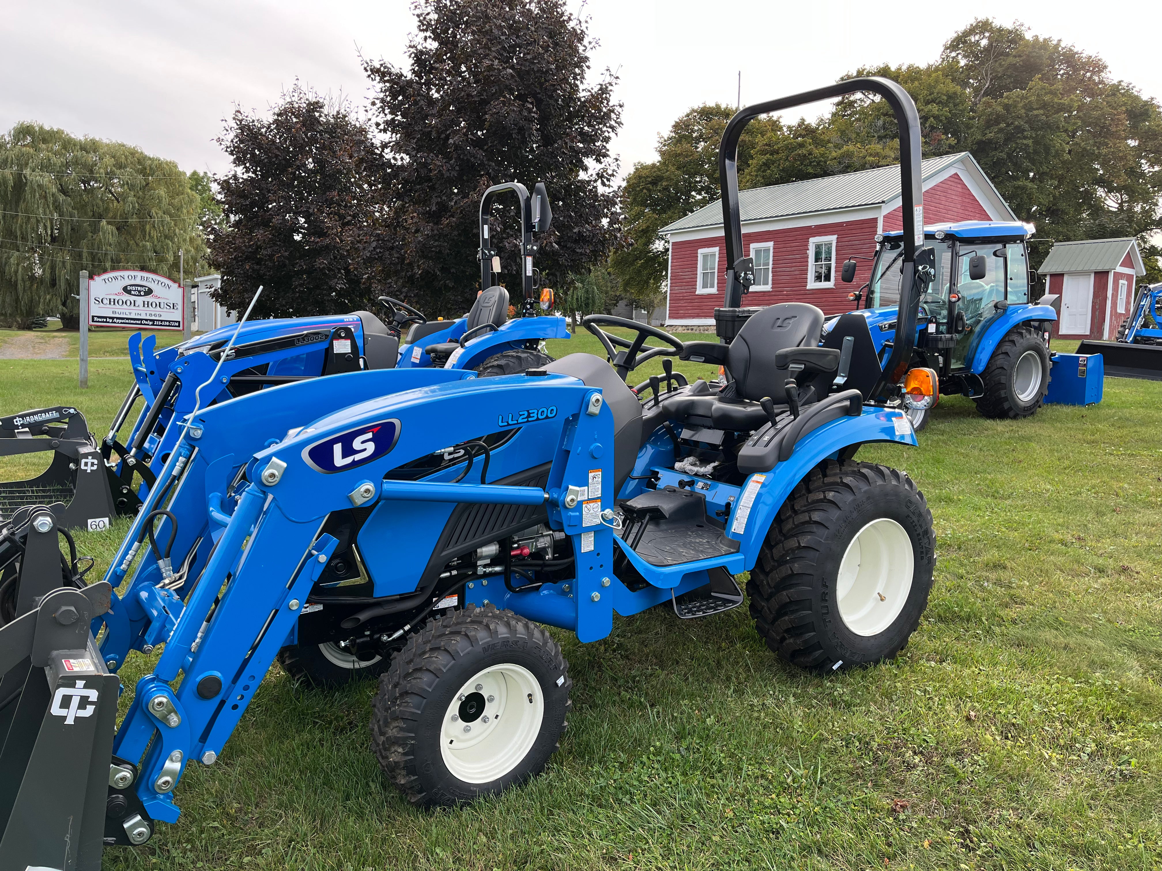 LS Tractor MT225S – 24.7HP